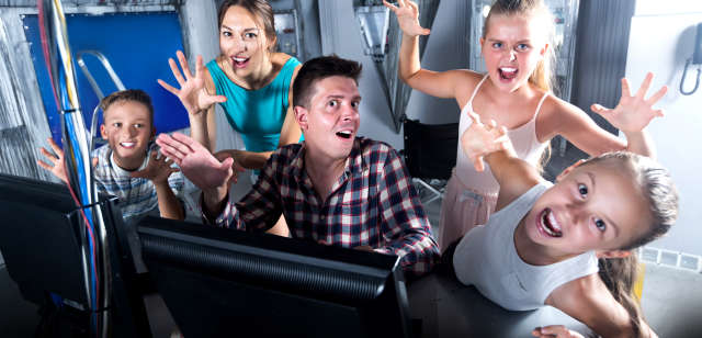 ESCAPE Live | Picniq